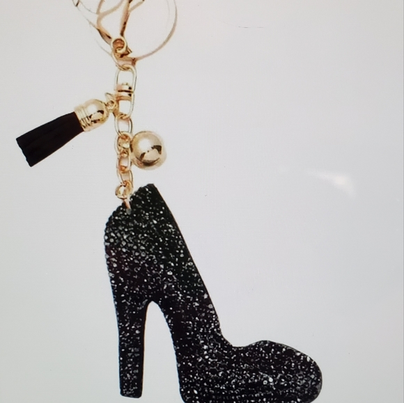 DIVAS LiMiTED | Accessories | Divas Limited Black Glitter Key Holder ...